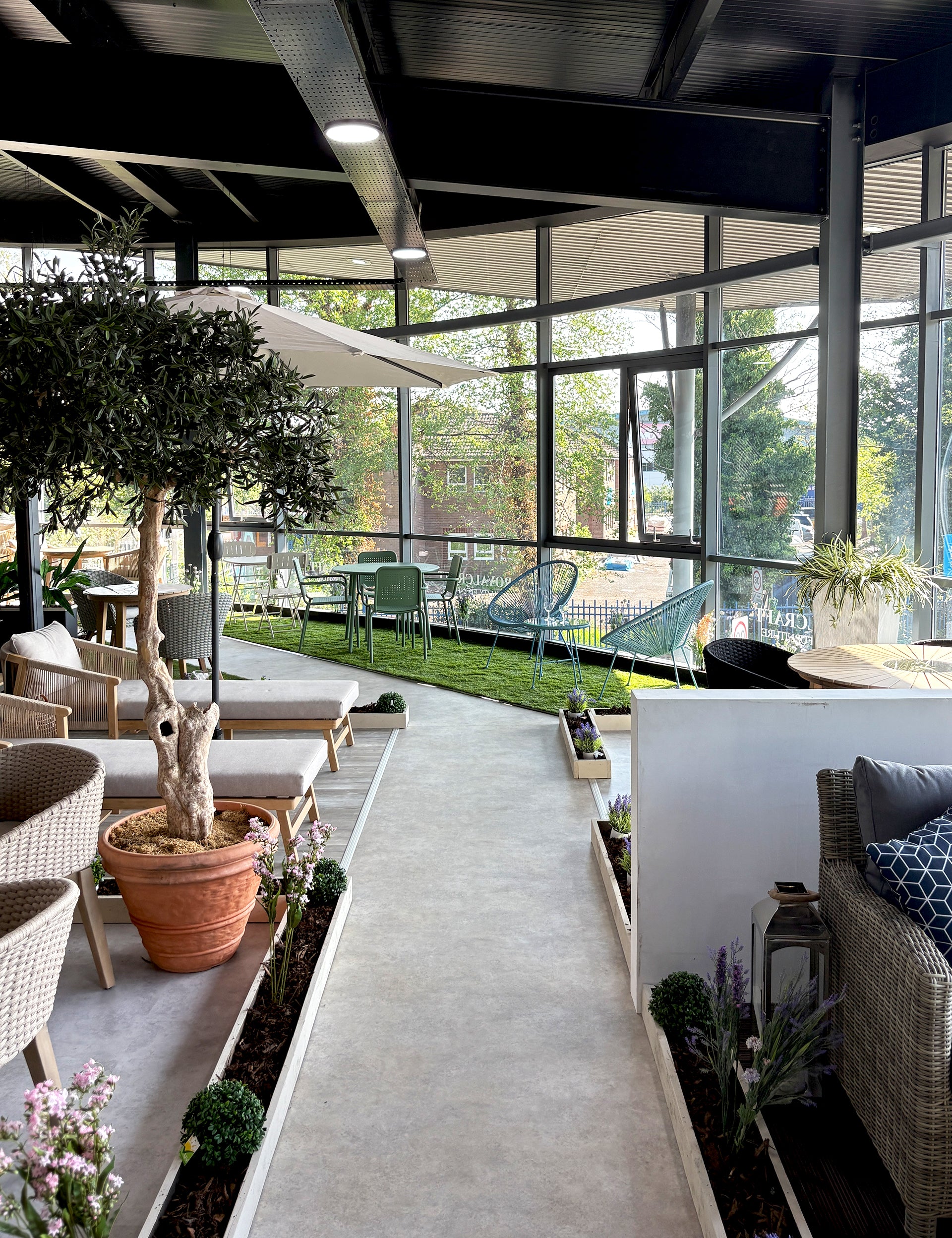 Visit Our Showroom – Royalcraft